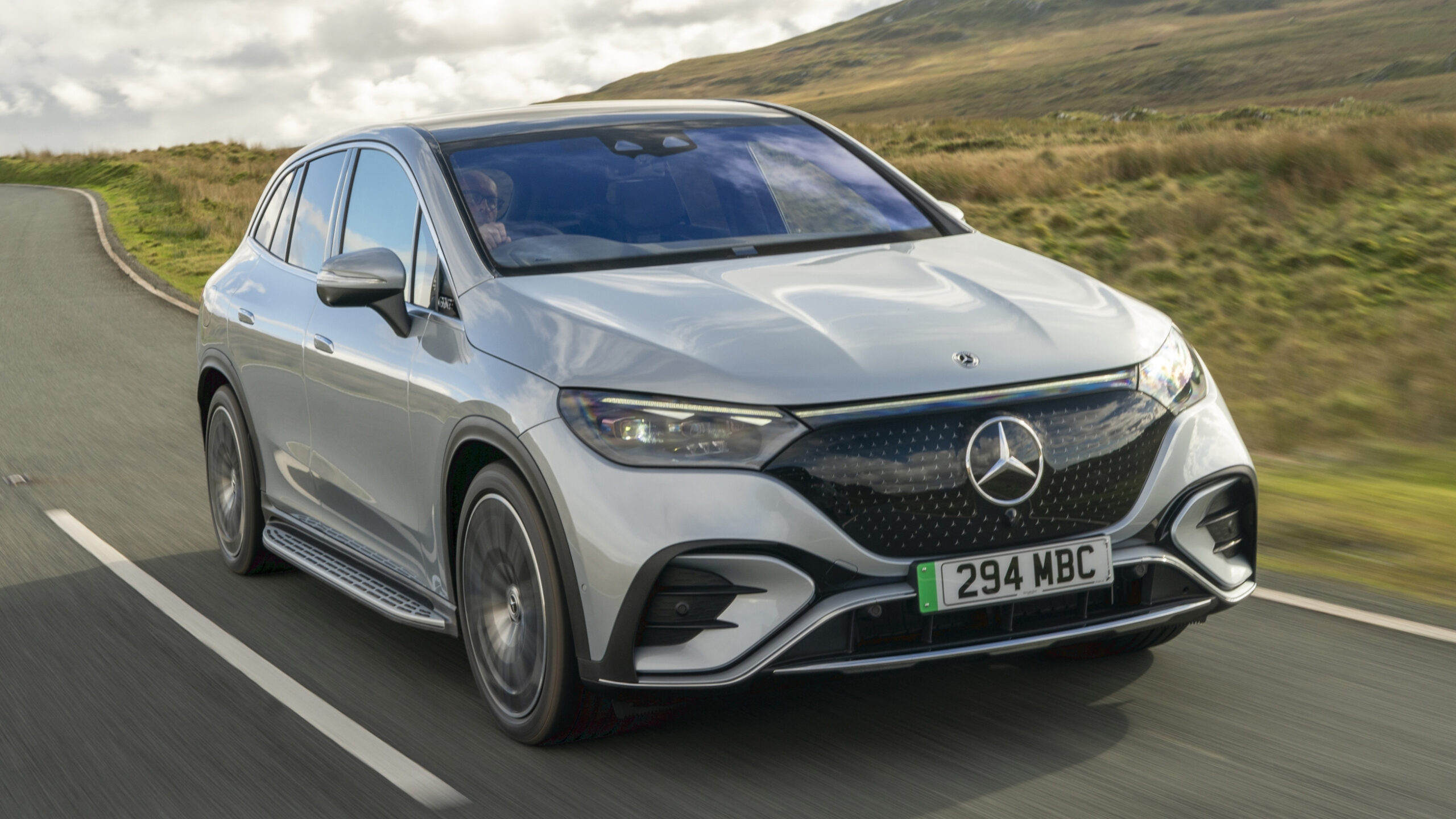 Premium SUV Reviews UK: Unveil Top Luxury Rides - Premium SUV